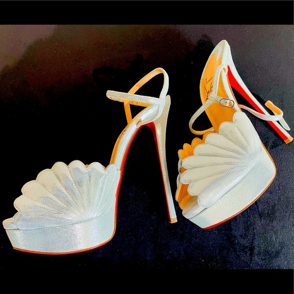 Christian Louboutin | Shoes | Christian Louboutin Seashell Everest ...